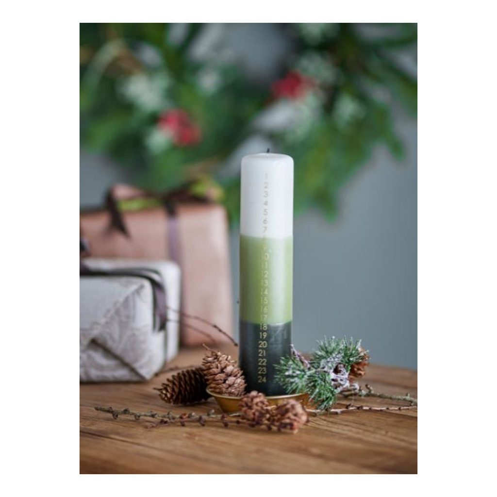 Adventa svece Dip Dye Candle, Green, Bloomingville | Manilla